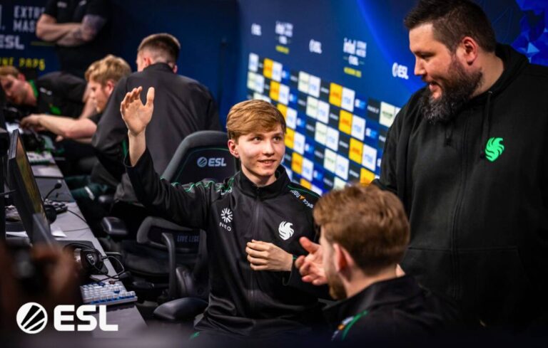 Solid Performance for m0NESY in Falcons Debut - CS LAB